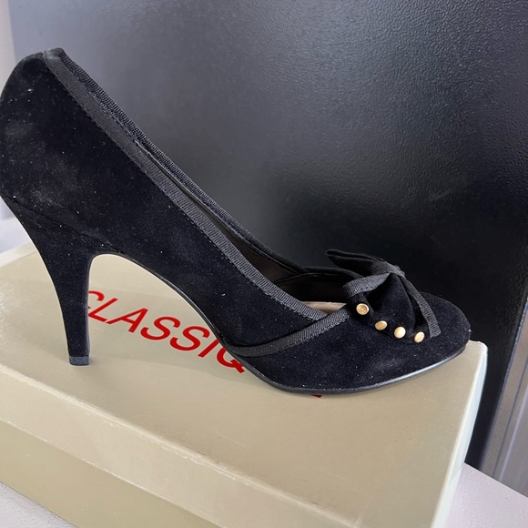 classique | Shoes | Classique Black Suede Look Heels | Poshmark